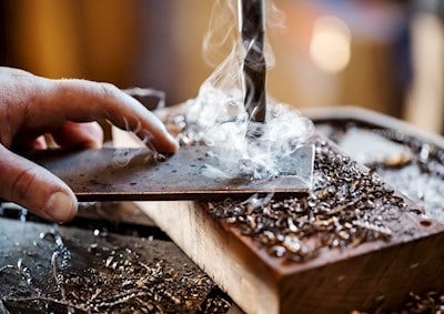 Dust extraction solutions for combustible metal dust | Camfil